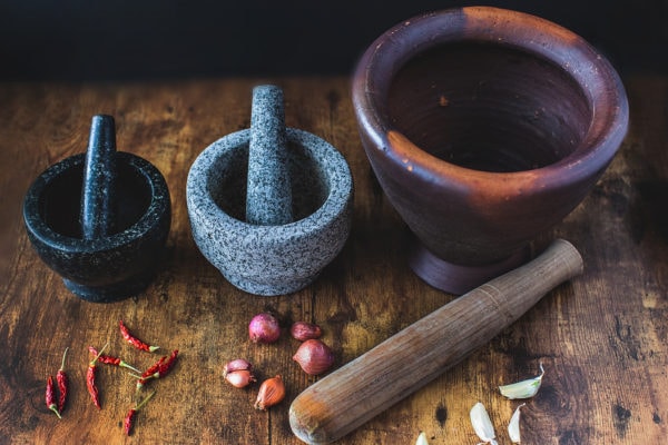 Essential Thai Kitchen Tools - Simply Suwanee