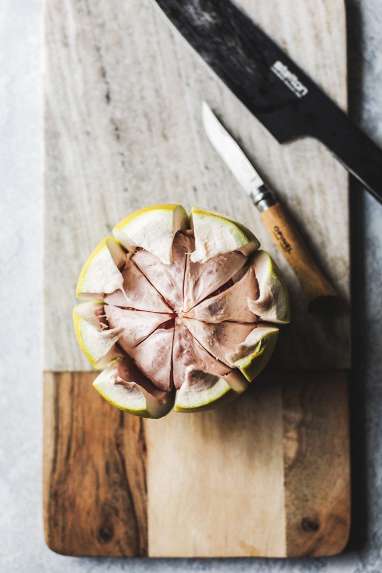 How to cut a pomelo - Simply Suwanee