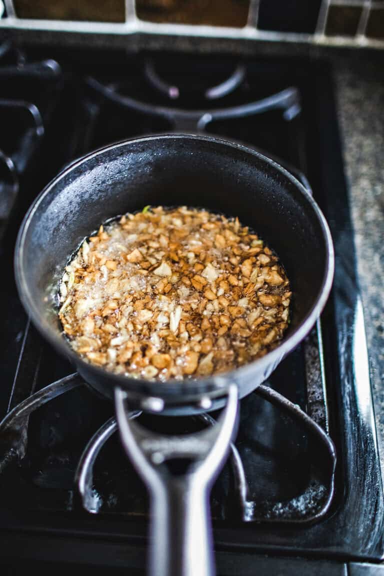 Thai Crispy Fried Garlic and Oil (and How to use it) - Simply Suwanee