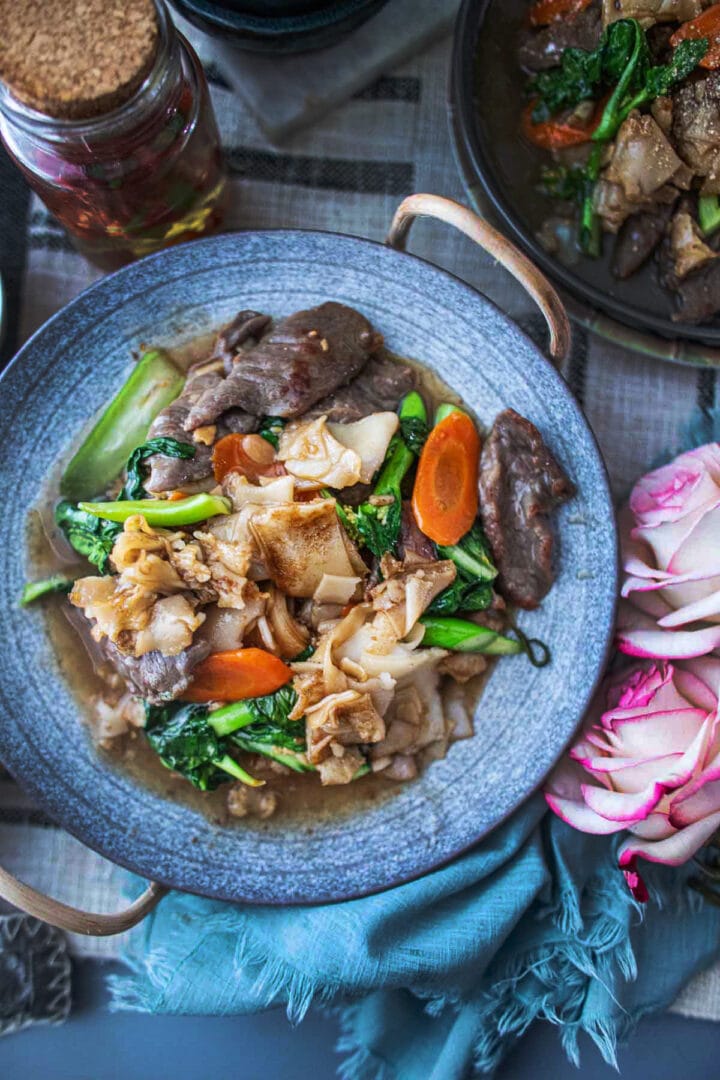 Rad Na Thai Wide Noodles with Gravy - Simply Suwanee