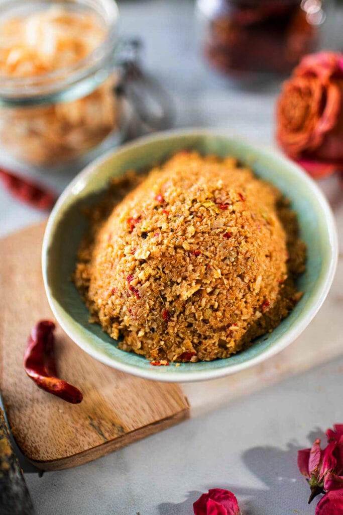 Authentic Homemade Choo Chee Curry Paste - Simply Suwanee