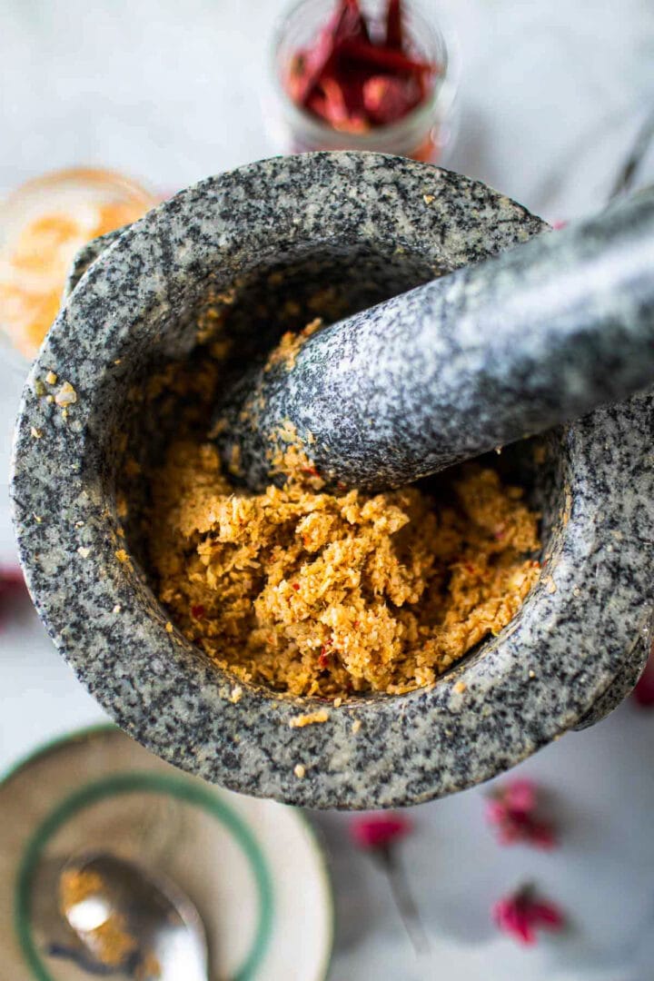 Authentic Homemade Choo Chee Curry Paste - Simply Suwanee