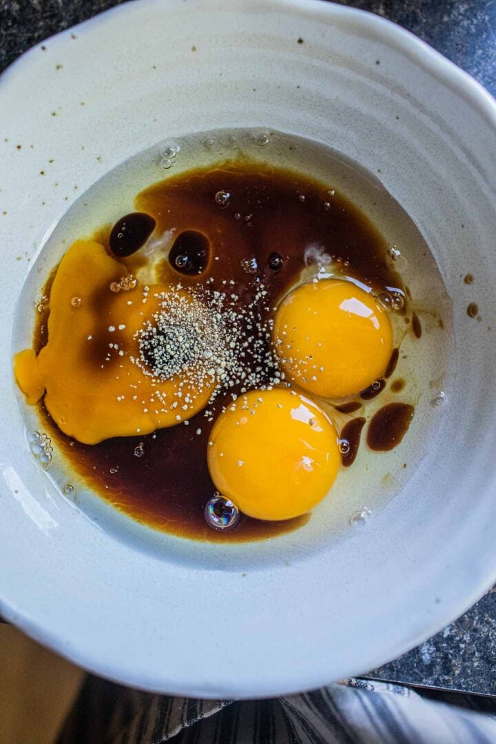 Khao Jee Grilled Sticky Rice Patties with Eggs - Simply Suwanee