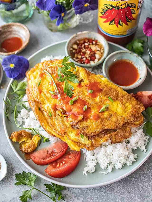 Thai Green Chili Sauce for Seafood (Nam Jim Talay) - Simply Suwanee