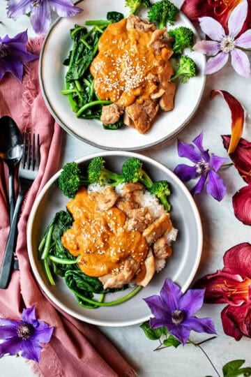 Thai Swimming Rama (Chicken with Peanut Sauce and Spinach) - Simply Suwanee