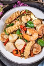 Pad Cha Talay (Thai Spicy Seafood Stir Fry Recipe) - Simply Suwanee