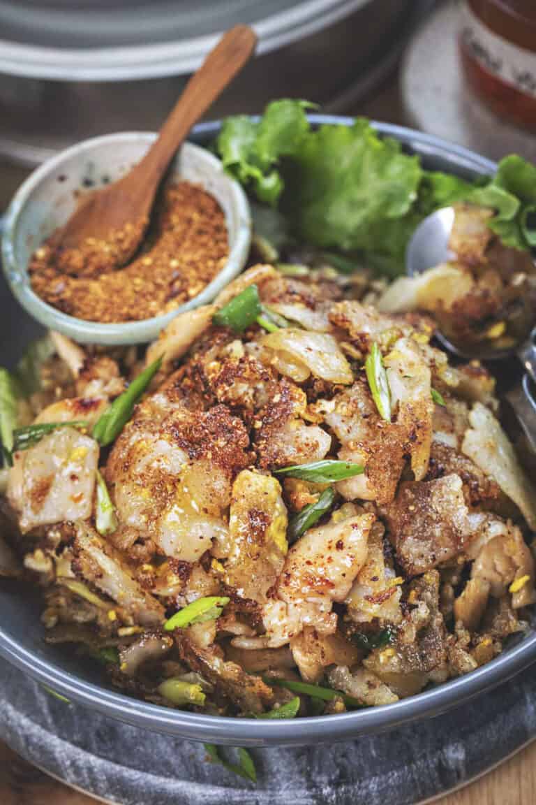 Kuay Tiew Kua Gai Thai Rice Noodles with Chicken - Simply Suwanee