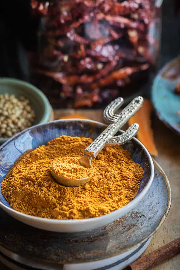 Easy Yellow Curry Powder - Simply Suwanee