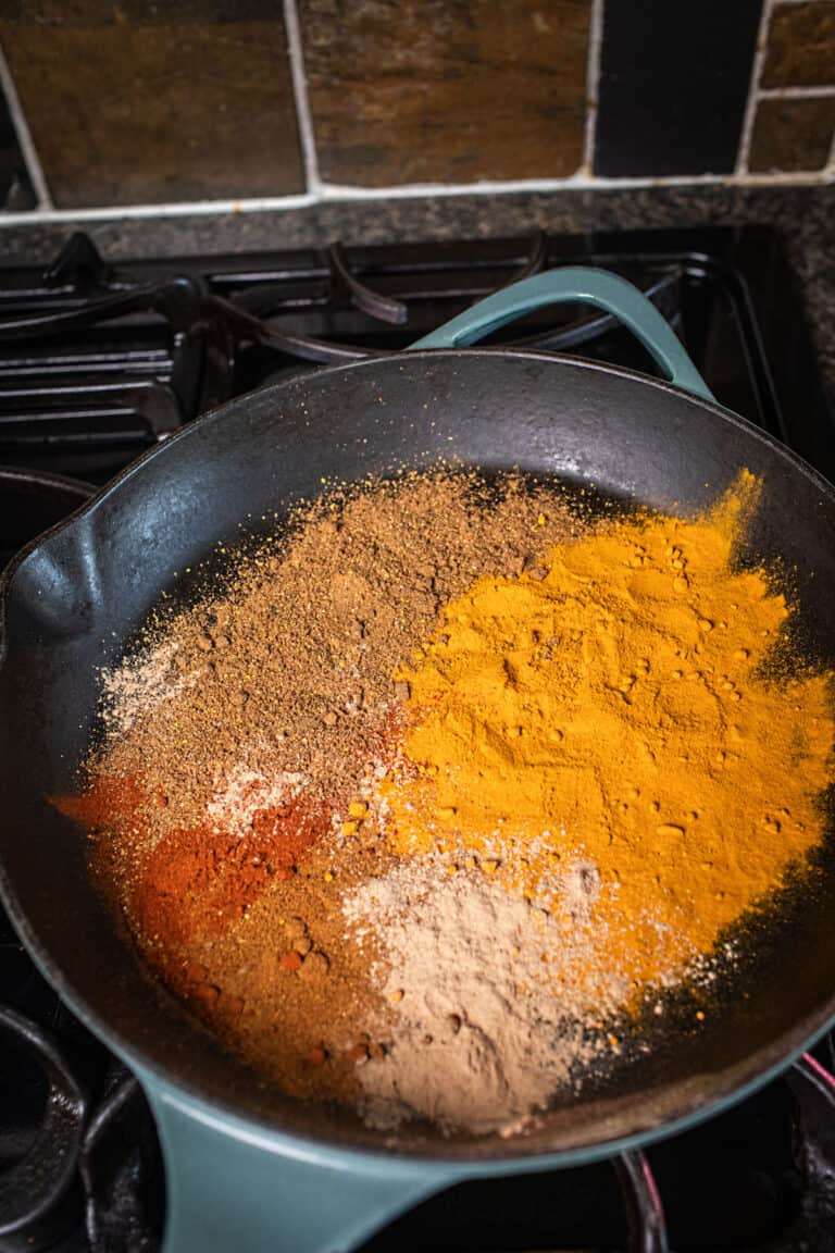 Easy Yellow Curry Powder - Simply Suwanee