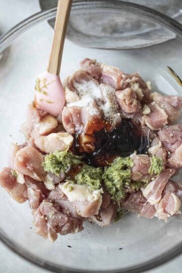 The Best Pandan Chicken (Gai Bai Tuey) - Simply Suwanee