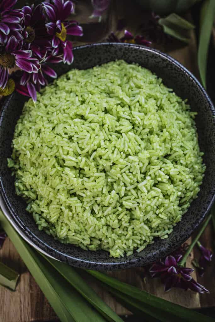 Easy Pandan Rice (with Thai Jasmine Rice) - Simply Suwanee