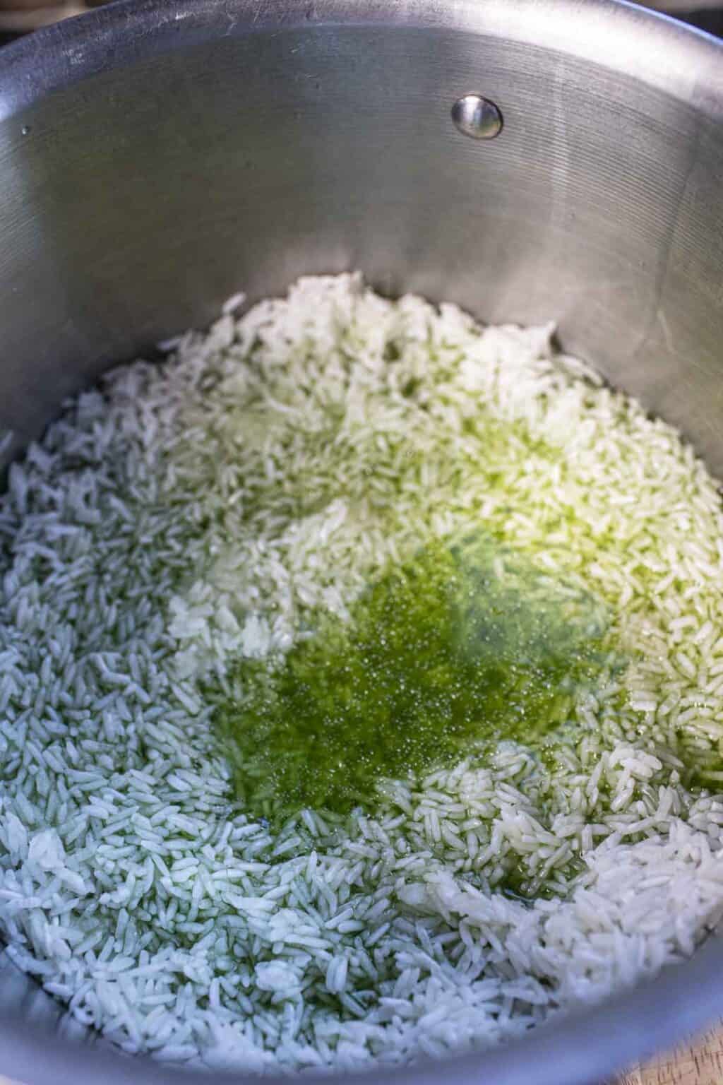 Easy Pandan Rice (with Thai Jasmine Rice) - Simply Suwanee