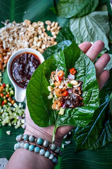 Miang Kham (Thai Betel Leaf-Wraps) - Simply Suwanee