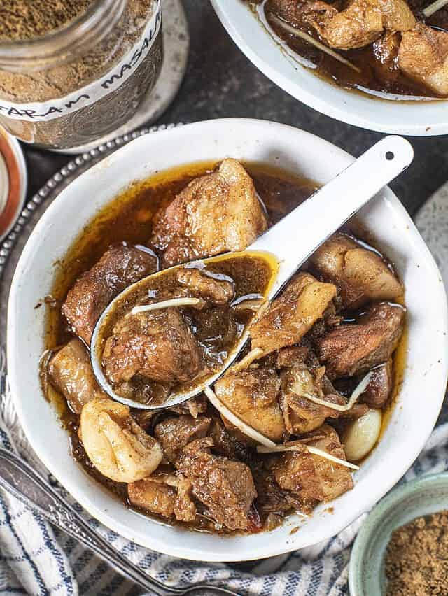 Beef Panang Curry Recipe - Simply Suwanee