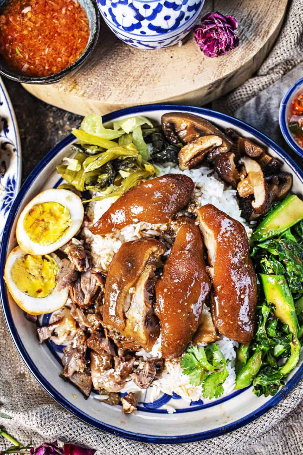 Khao Kha Moo (Thai Braised Pork Leg) - Simply Suwanee