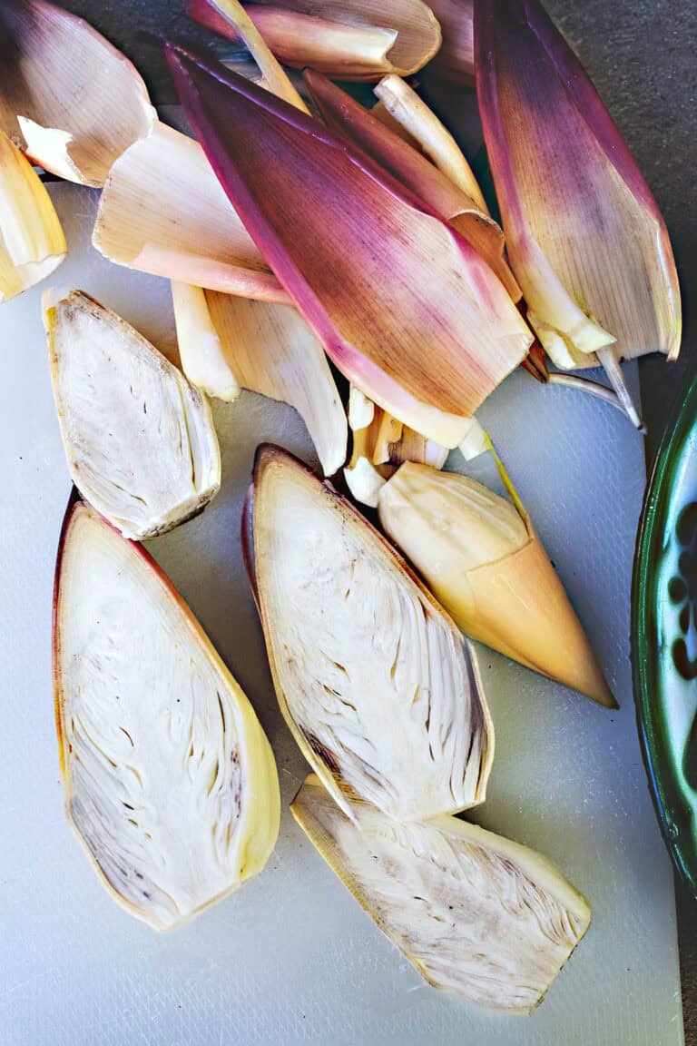 Banana Blossom Salad (Yum Hua Plee) - Simply Suwanee