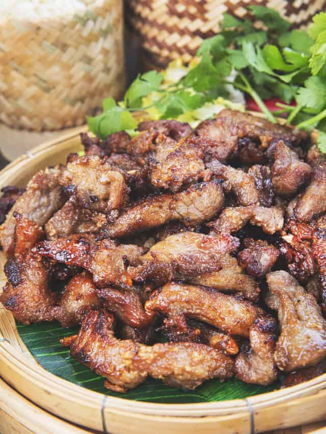 Authentic Laab Moo (Isaan-Style Thai Pork Larb) - Simply Suwanee